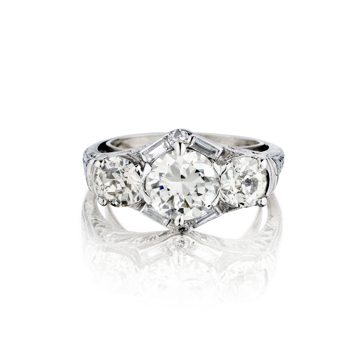 Platinum Vintage 3-Stone Diamond Ring. – Van Rijk